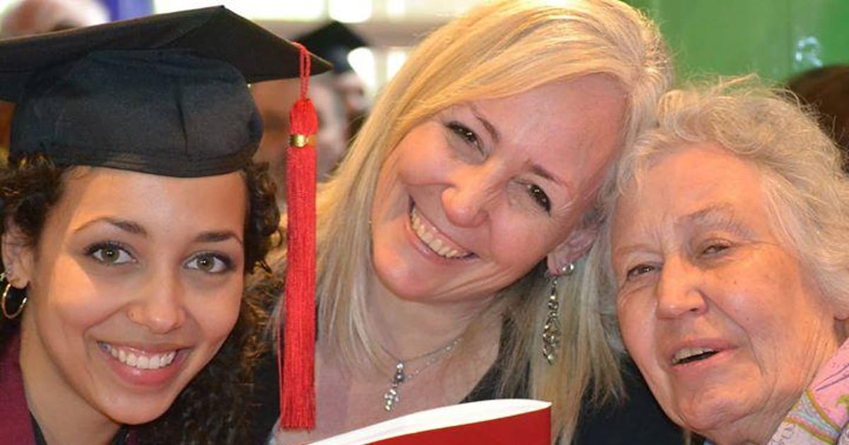 Kim Saunders's Instagram, Twitter & Facebook on IDCrawl