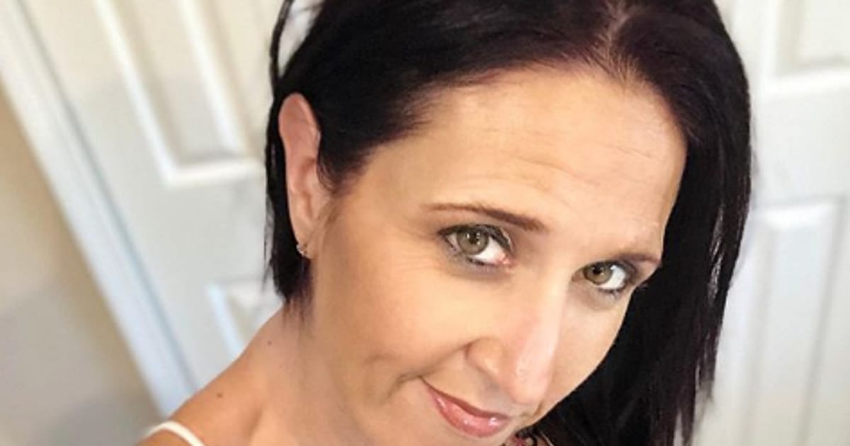 Lara Smith's Instagram, Twitter & Facebook on IDCrawl