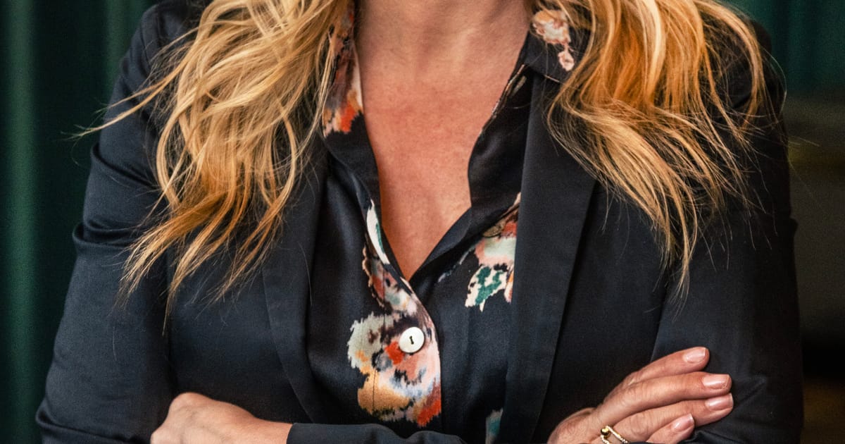 laura maness - New York, Grey, Loyola University Chicago, Stanford Law ...