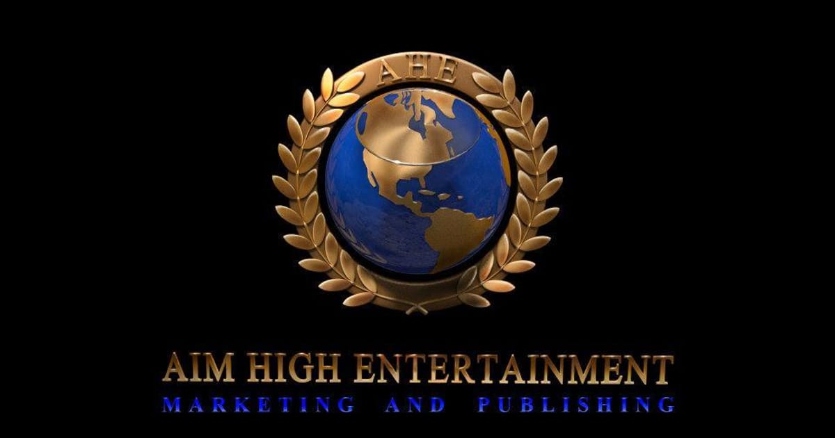 Elizabeth Marrero - TAMPA, ENTERTAINTMENT CRUCES LINE, PUBLIC RELATIONS ...