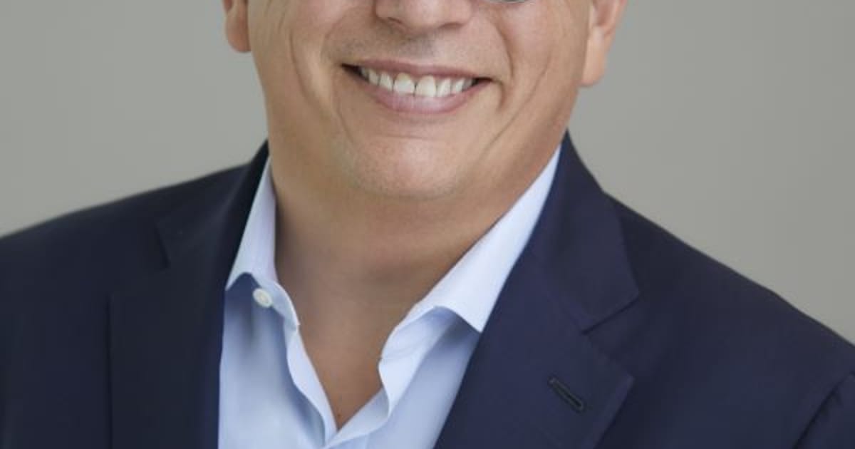 Martin Escobari - New York, General Atlantic, Harvard College, B.A ...