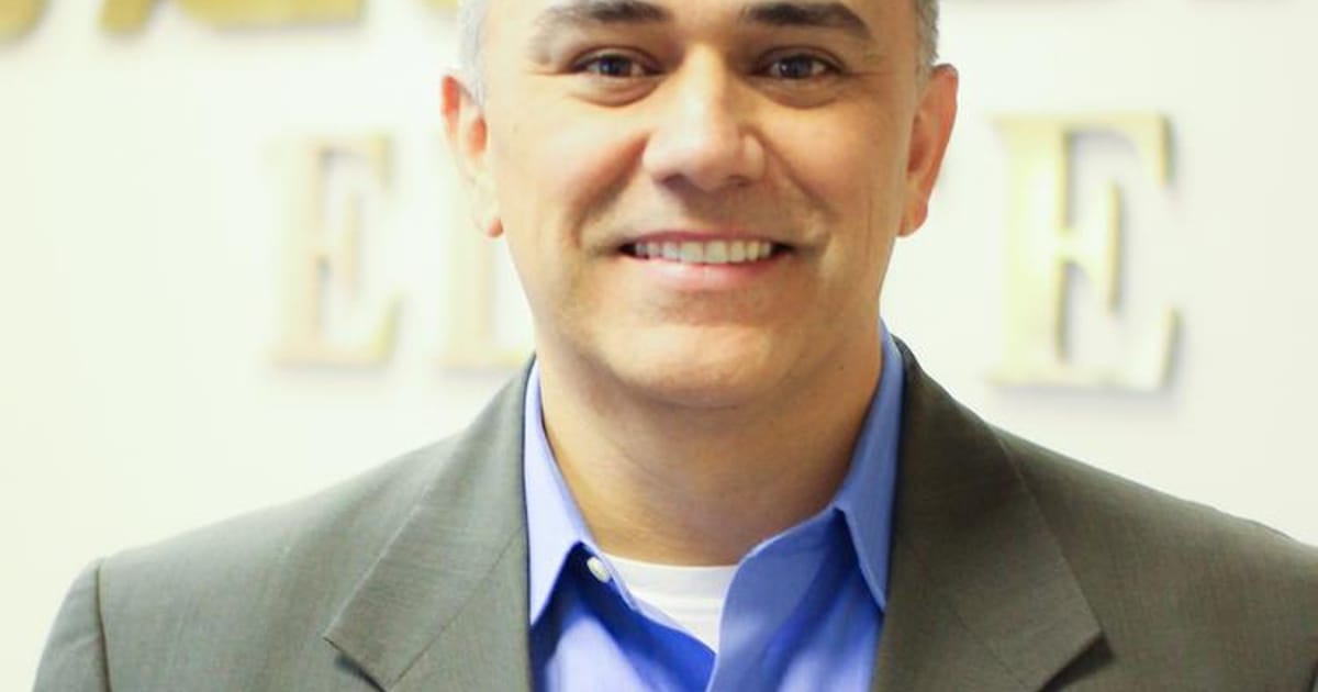 Mike Curry | about.me