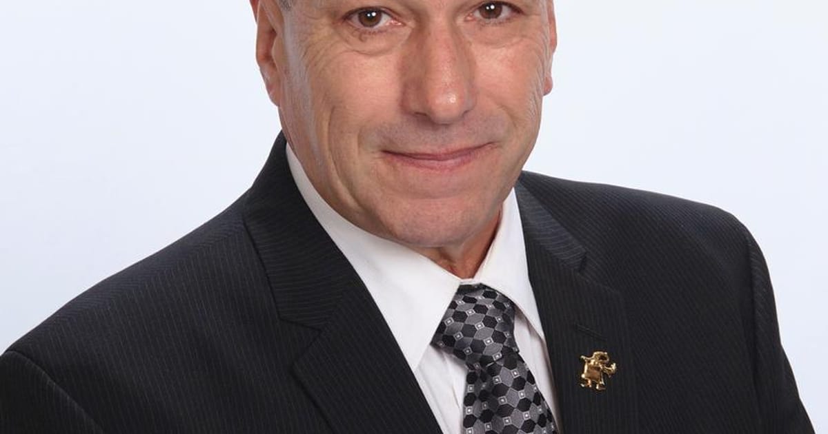 Michael Savioli | about.me