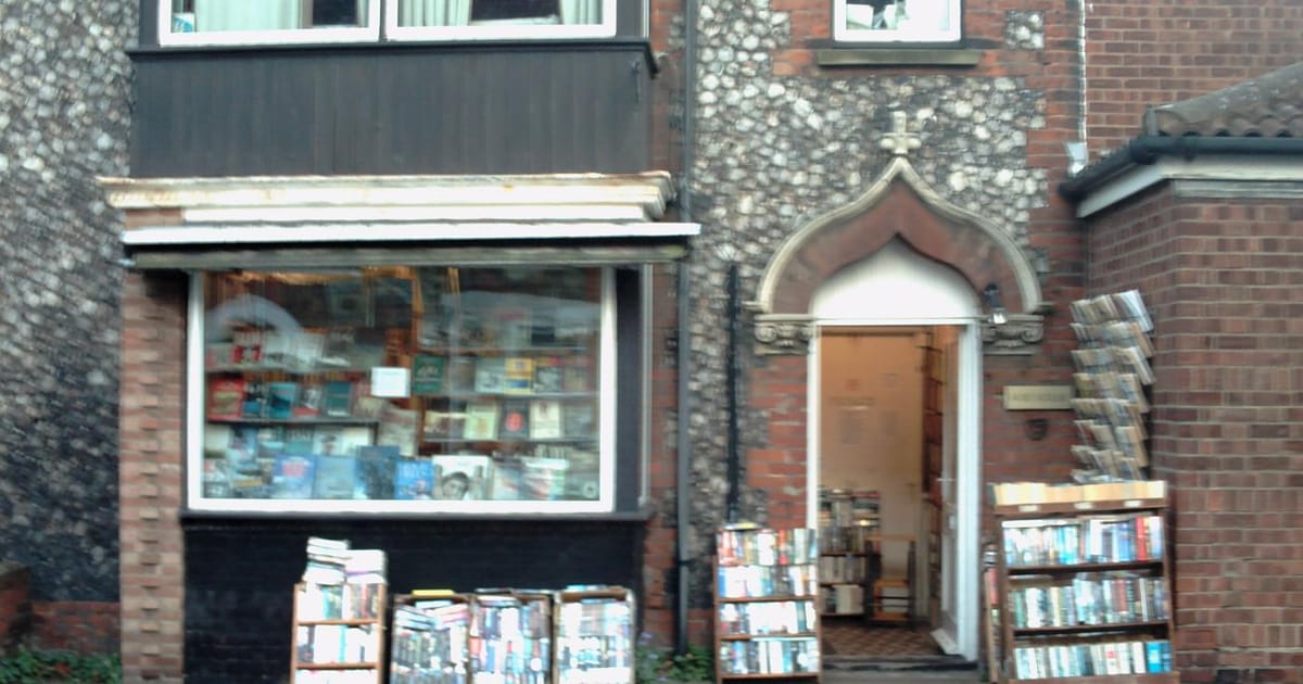 Peters Bookshop - 19 St Peters Road, Sheringham, Norfolk. NR26 8QY ...