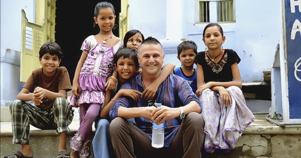 Ray Fenech | about.me