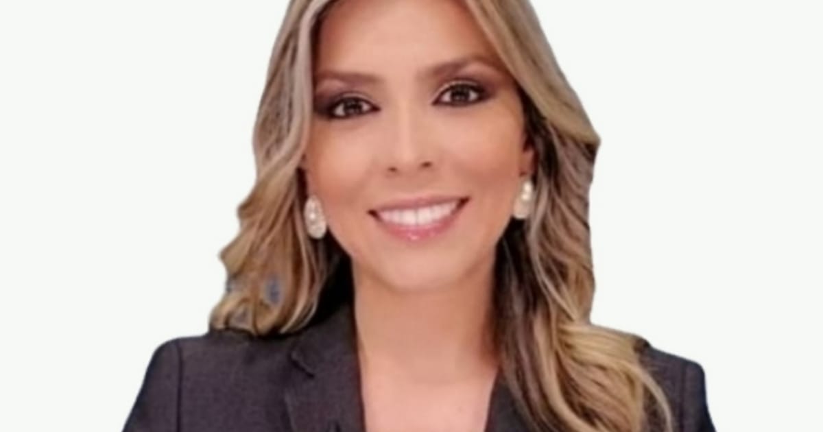 Sandra Valencia T - Colombia , Comunicadora Social Periodista- Jorge Tadeo Bog., Colegio oficial ...
