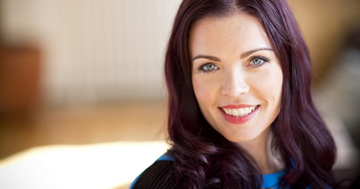 Sarah Cross | about.me