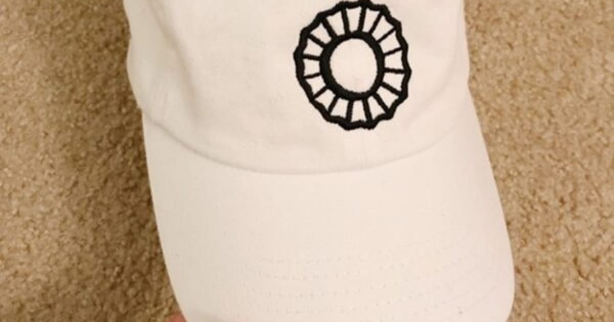 MacMiller Merch - USA | about.me