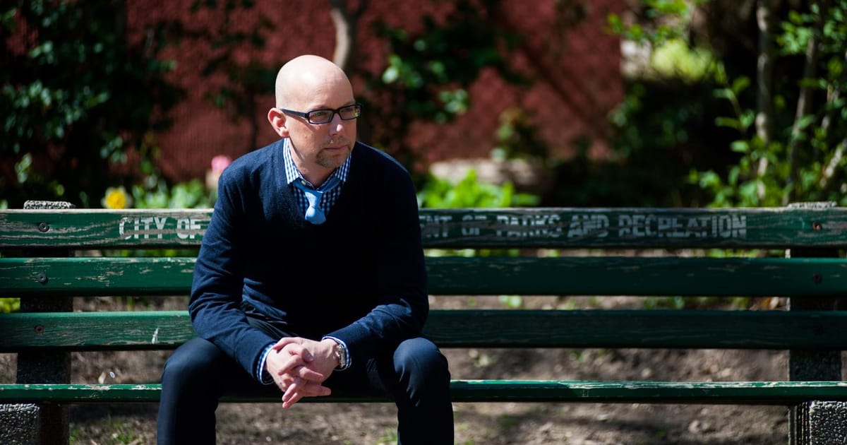 Darryl Singer | about.me