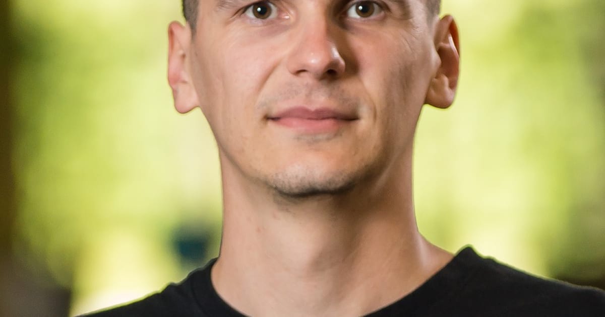 Slava Abakumov - Awesome Motive | about.me