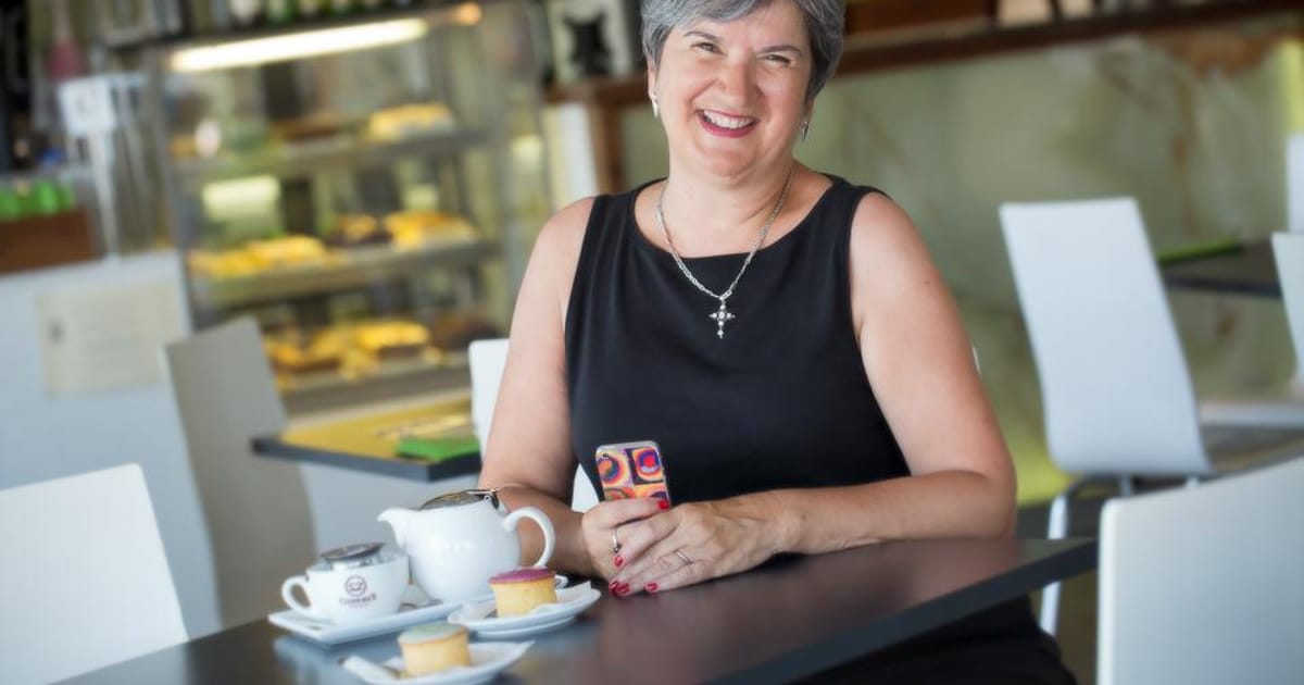 Bobby Graham - Canberra, Bobby Graham Publishers, Master of eBus ...