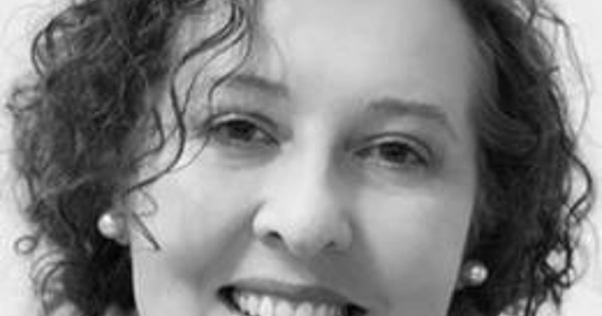 Susan Amanda Kelly | about.me