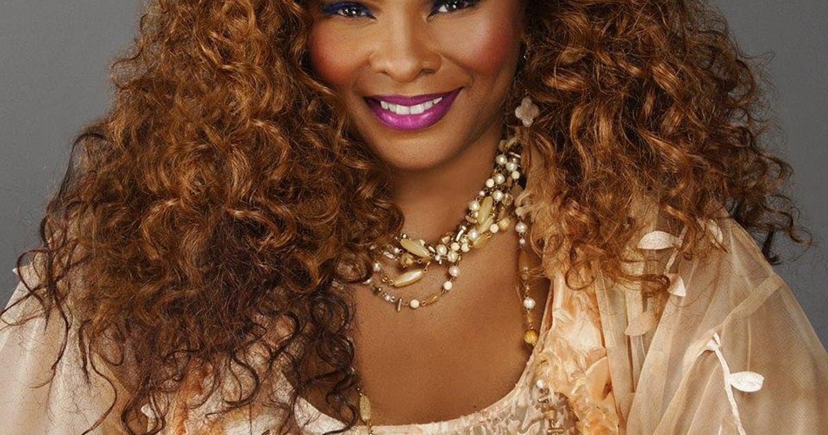 Volora Howell | about.me