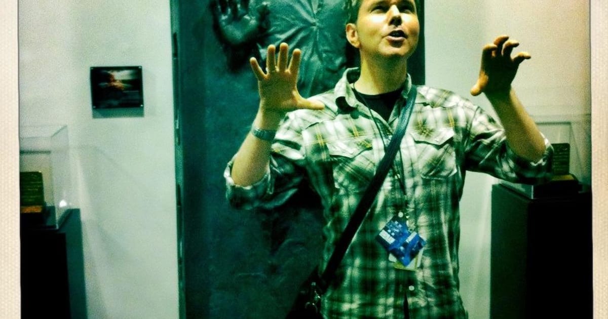 Victor Lucas - Vancouver, EP Daily, Reviews on the Run, Greedy ...