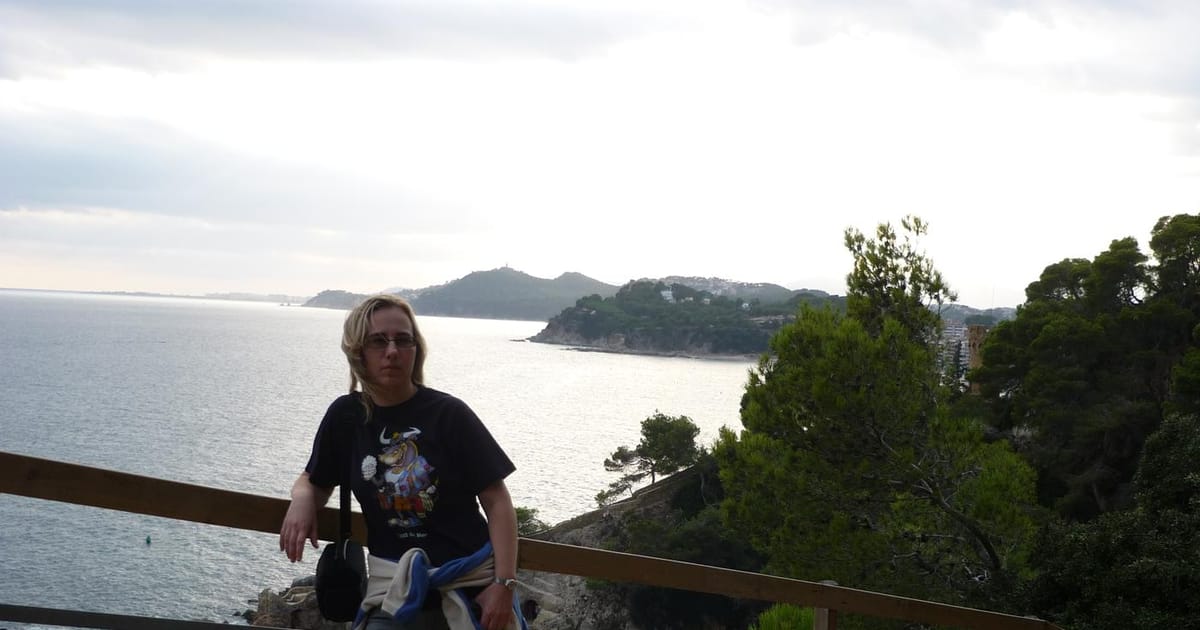 Andrea Molnar | about.me